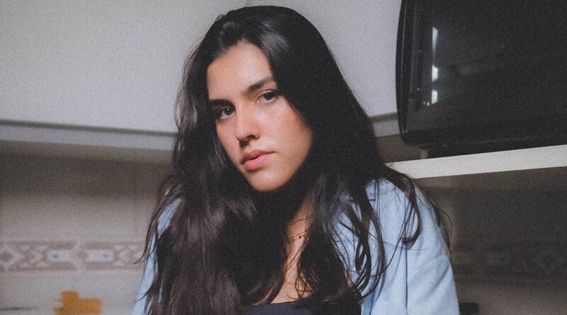 Mavi dá início à nova fase com “Vai e Volta Sempre” - Soda Pop